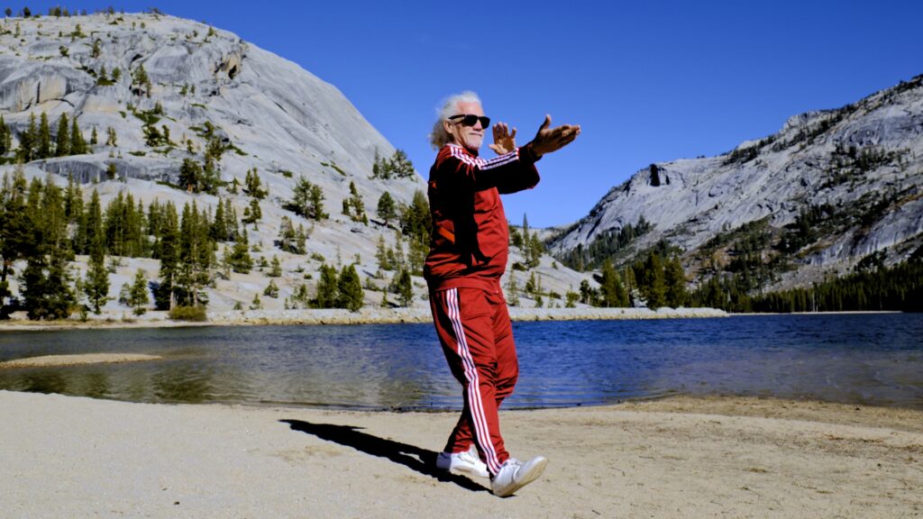 Hand Positions and Gestures in Tai Chi Chuan - 10000 Victories