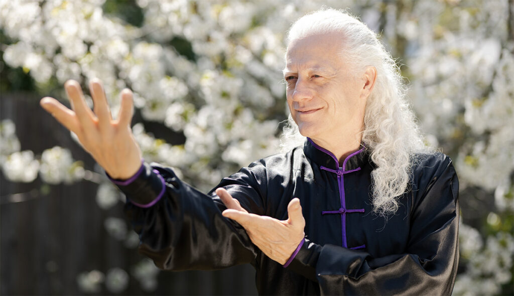 Primordial Essence Qigong Seminar – Course Outline - 10000 Victories